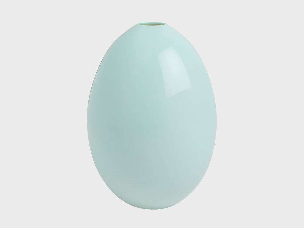 Egg Vase: Robin’s Egg Light (16 cm) – E.R. Butler & Co.