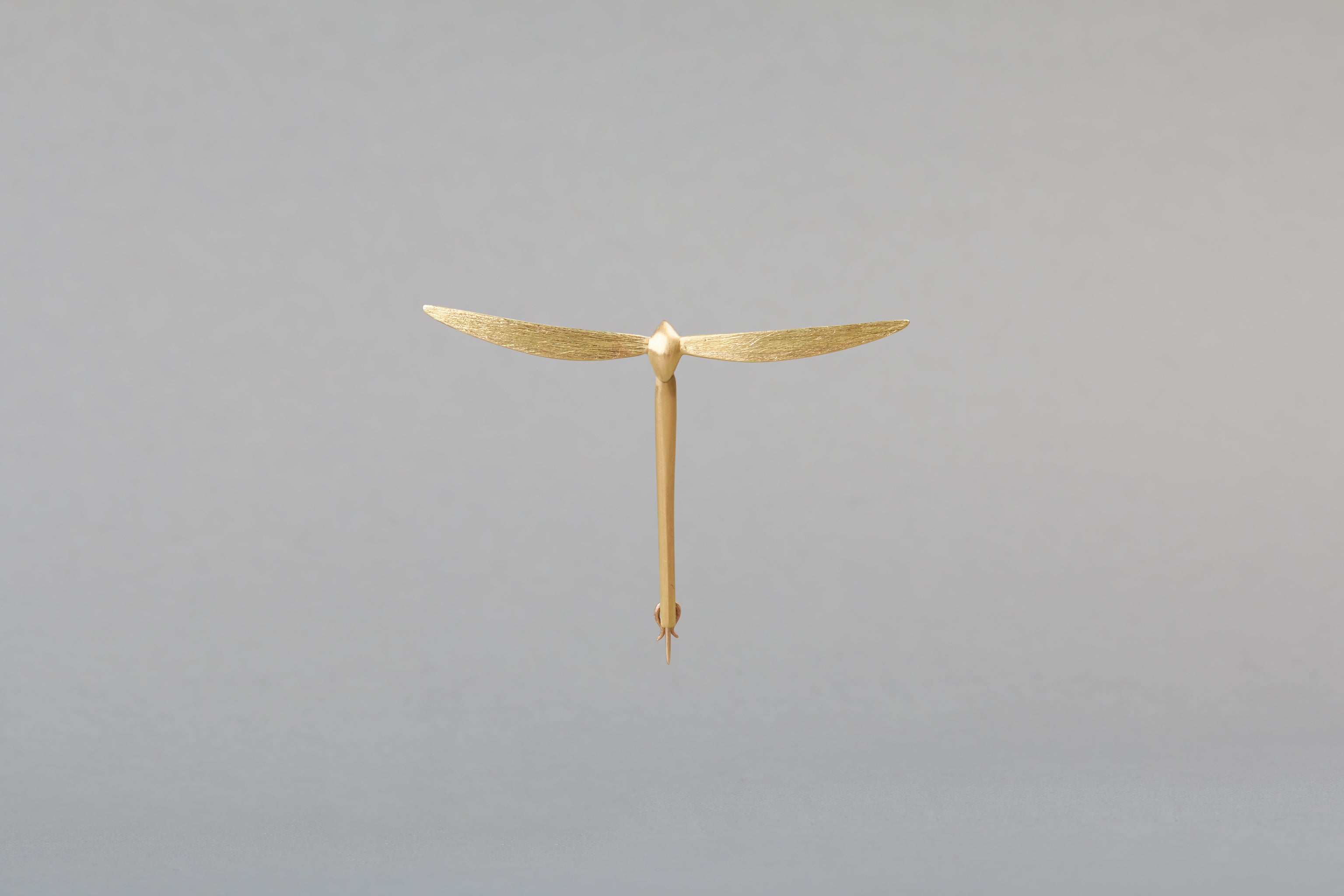 Large Damselfly Pin: 18k Yellow Gold – E.R. Butler & Co.